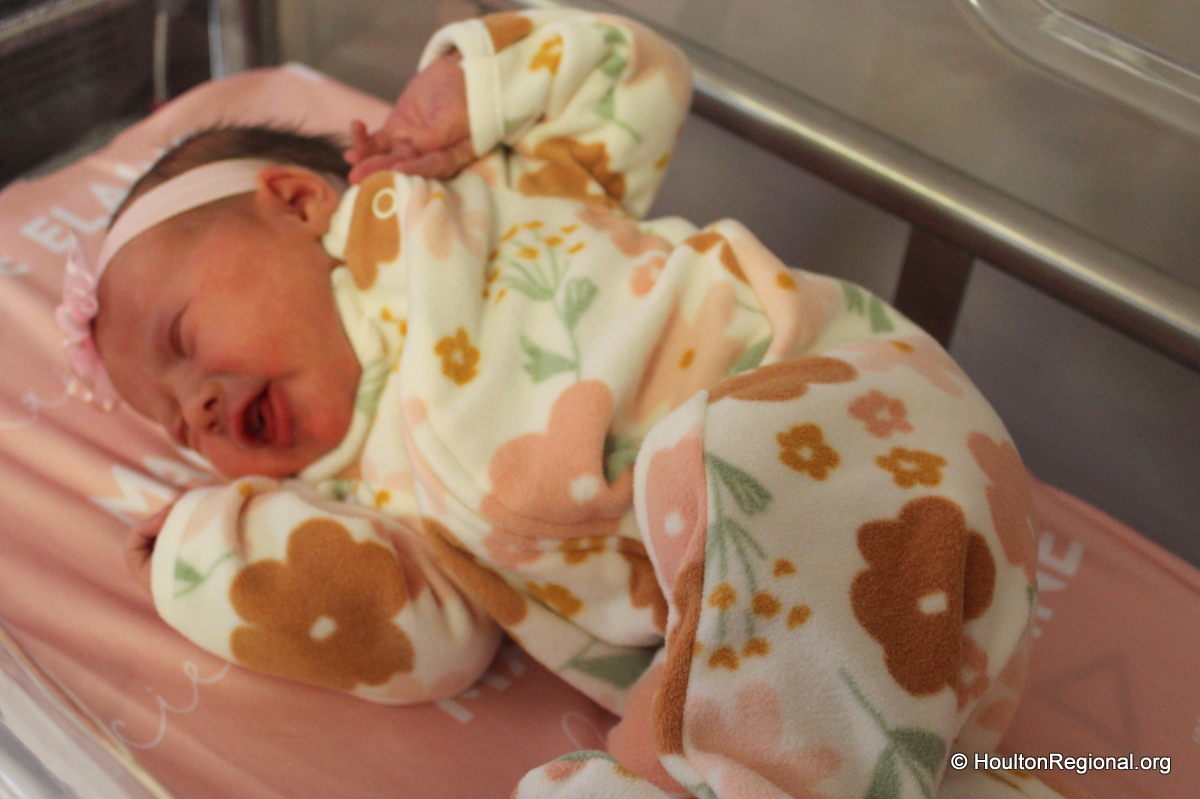 Macie Elaine - Baby Girl born to Tara & Stephen - Houlton Regional Hospital